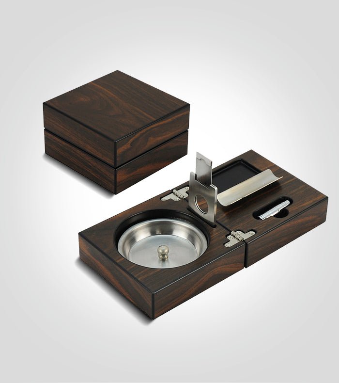Small Black Cigar Humidor | Wreath